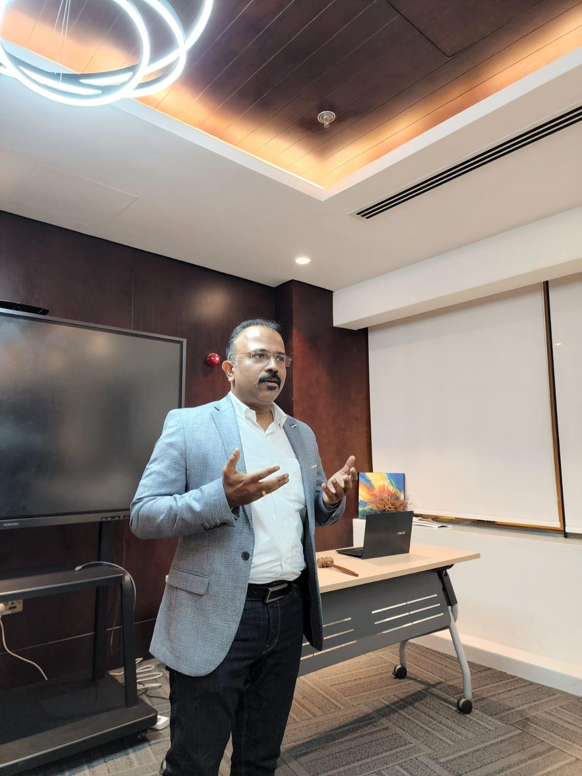 Gallery :: Excel Toastmasters Club